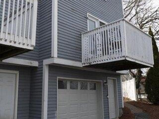 2 bedroom, Lowell MA 01854 104568987