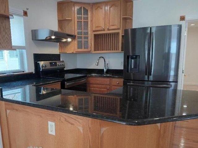 2 bedroom, Lowell MA 01850 104480616