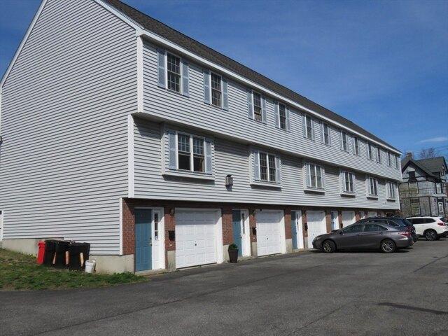 2 bedroom, Lowell MA 01851 102801727