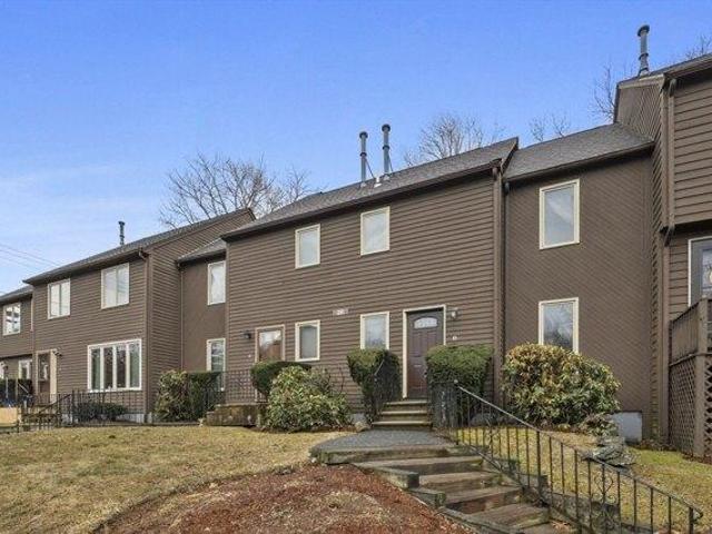 2 bedroom, Lowell MA 01852 LS102724251