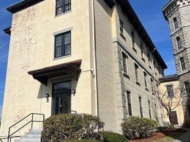 2 bedroom, Lowell MA 01852 103493679
