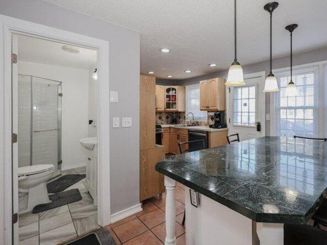 2 bedroom, Lowell MA 01852 104761945