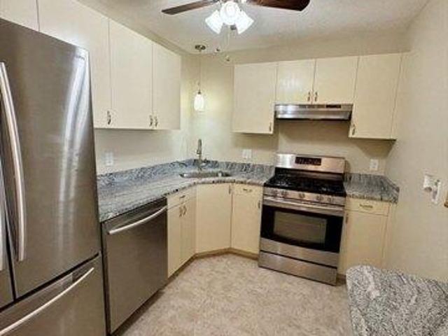2 bedroom, Lowell MA 01852 105061564