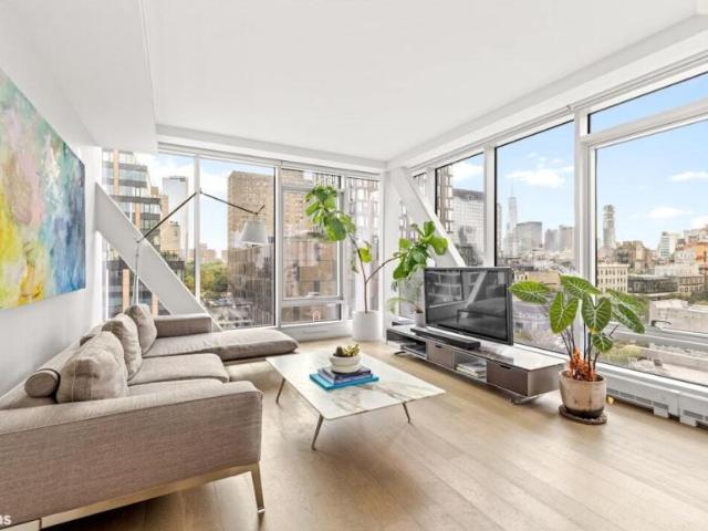 2 bedroom, Lower East Side NY LS102244686