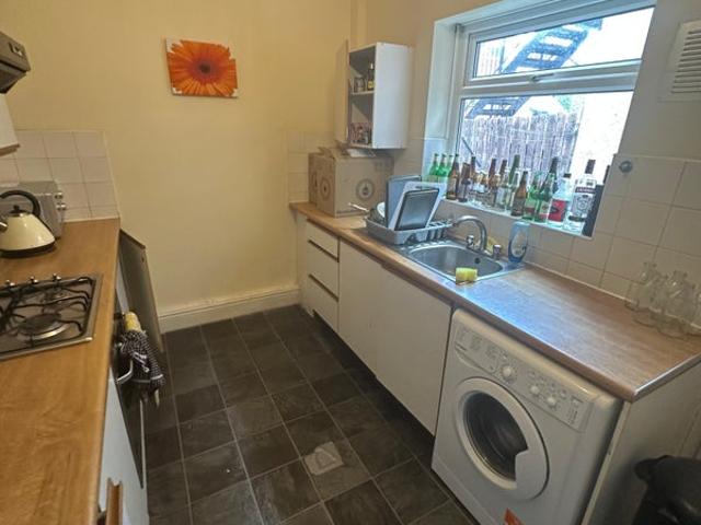 2 Bedroom Lower Flat / Rent/ NE4/ Furnished