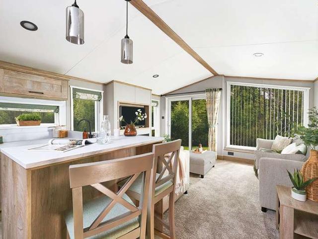 2 Bedroom Lodge Character Property