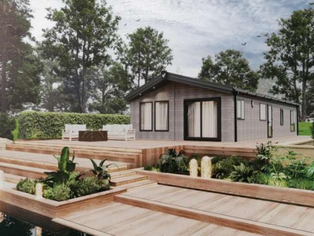2 Bedroom Lodge Character Property