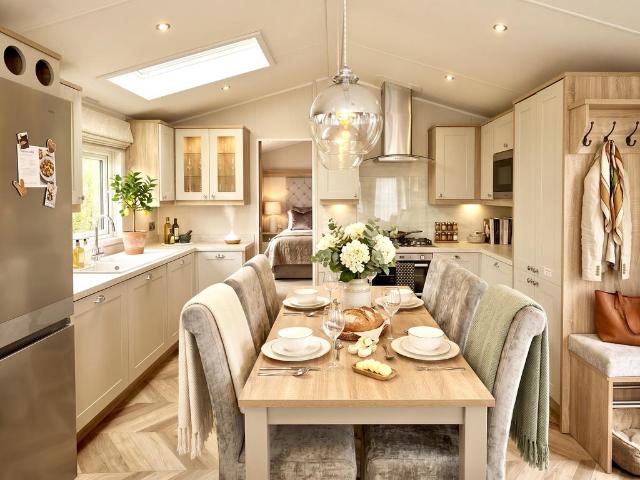 2 bedroom lodge for sale