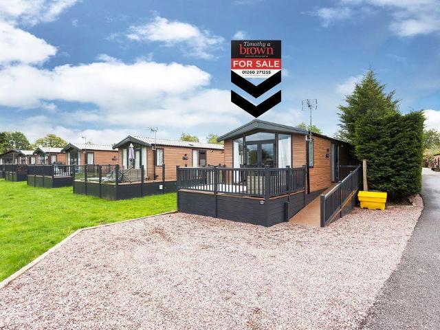2 bedroom lodge for sale