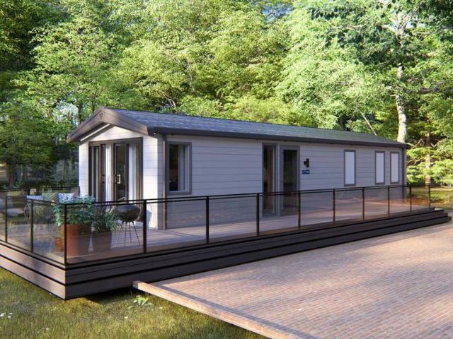 2 bedroom lodge for sale