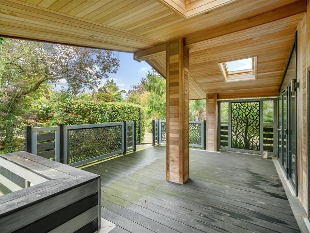 2 bedroom lodge for sale