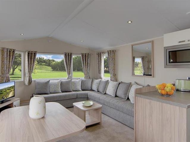 2 bedroom lodge for sale