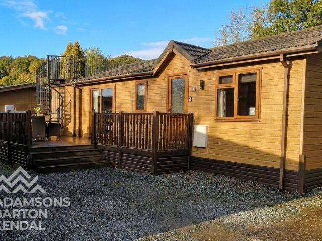 2 bedroom lodge for sale