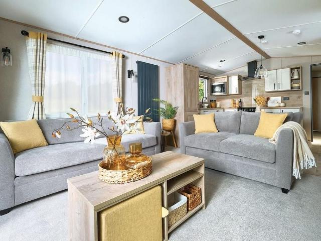 2 bedroom lodge for sale