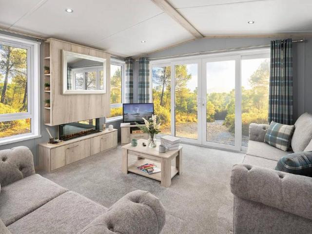 2 bedroom lodge for sale