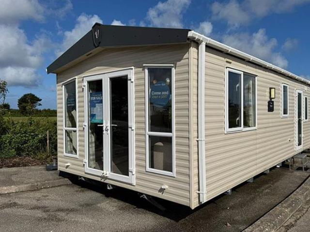 2 bedroom lodge for sale