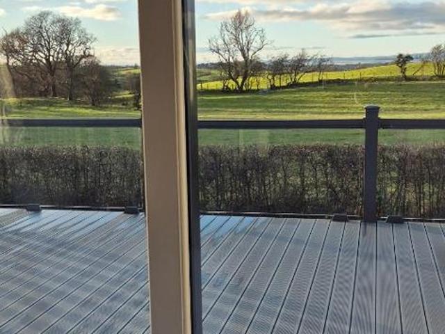 2 bedroom lodge for sale