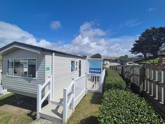 2 bedroom lodge for sale