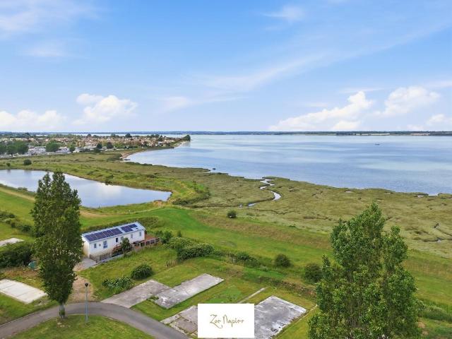 2 bedroom lodge for sale