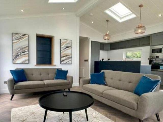 2 Bedroom Lodge For Sale In Cottonshopeburnfoot, Rochester