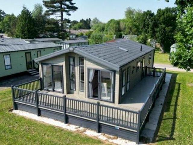 2 Bedroom Lodge For Sale In Coneysthorpe, York