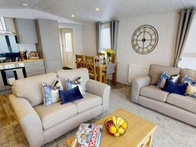 2 Bedroom Lodge For Sale In Caersws, Newtown