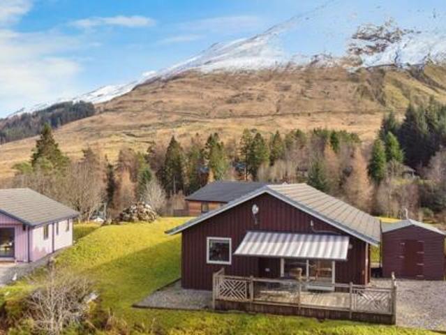 2 Bedroom Lodge For Sale In Crianlarich