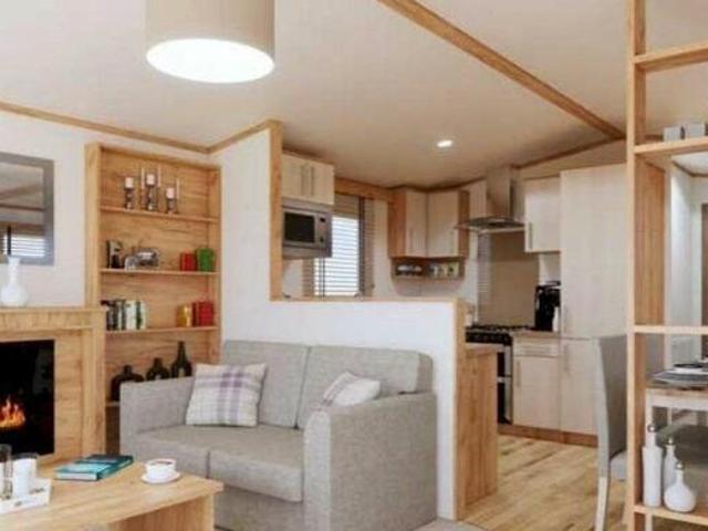 2 Bedroom Lodge For Sale In Amroth, Narberth