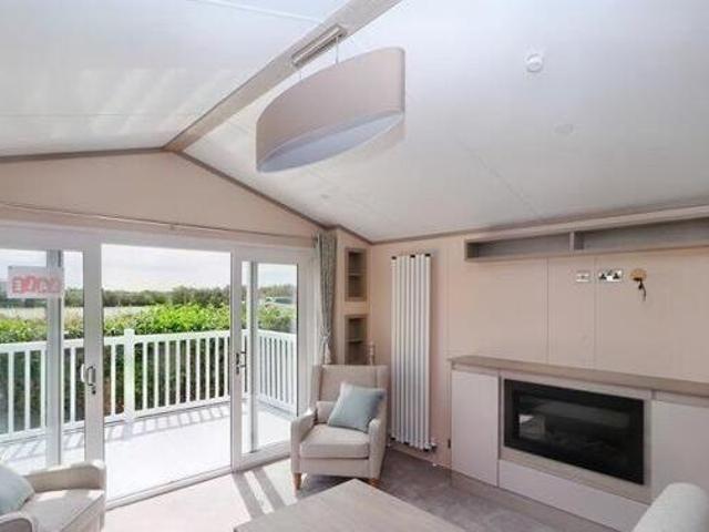 2 Bedroom Lodge For Sale In Brightlingsea