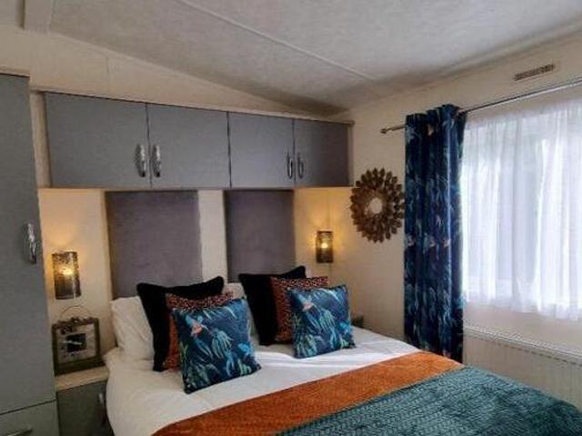 2 Bedroom Lodge For Sale In Gilfachrheda, New Quay
