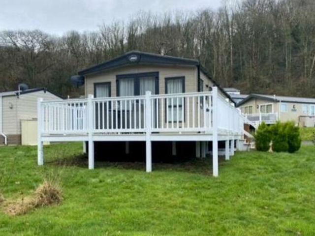 2 Bedroom Lodge For Sale In Gilfachrheda, New Quay