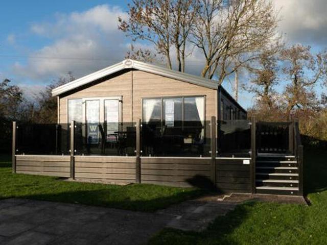 2 Bedroom Lodge For Sale In Highfields Farm, Derbyshire