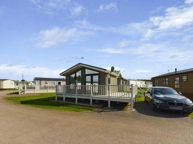 2 Bedroom Lodge For Sale In Hunstanton