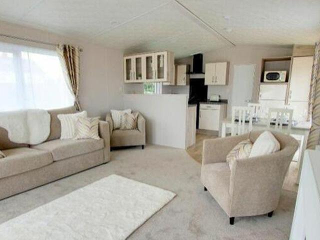 2 Bedroom Lodge For Sale In Mumby, Alford