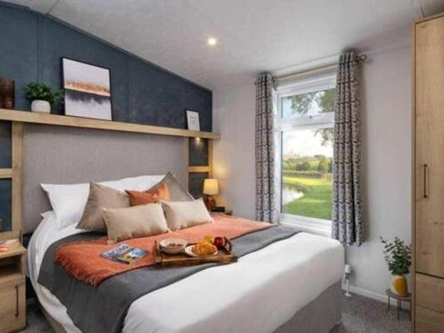 2 Bedroom Lodge For Sale In North Wales