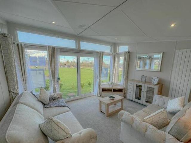 2 Bedroom Lodge For Sale In North Yorkshire