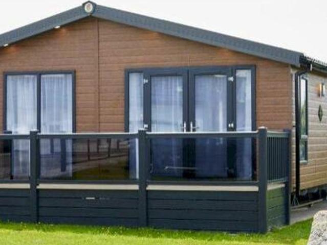 2 Bedroom Lodge For Sale In Rectory Road, Combe Martin