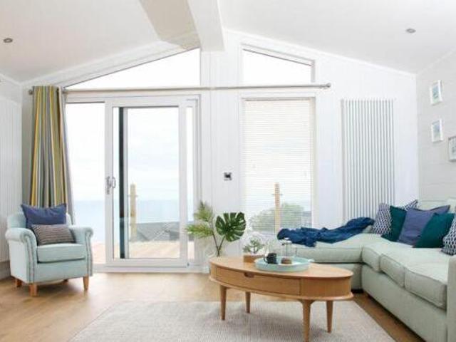 2 Bedroom Lodge For Sale In Torquay Road, Shaldon