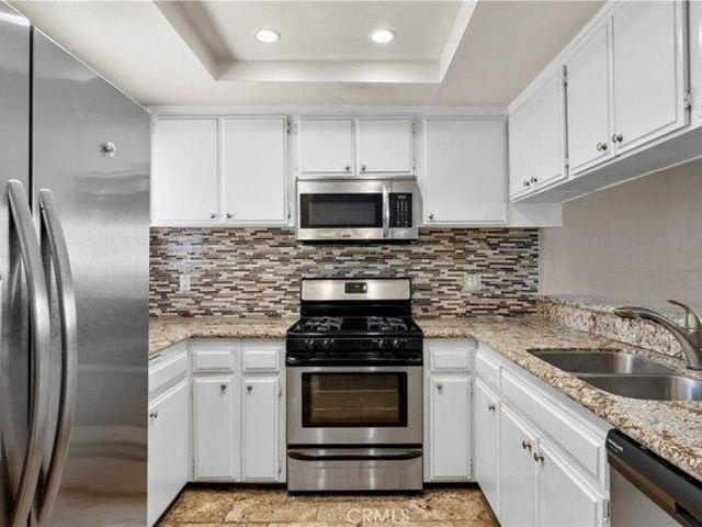 2 bedroom, Long Beach CA 90814 90235155