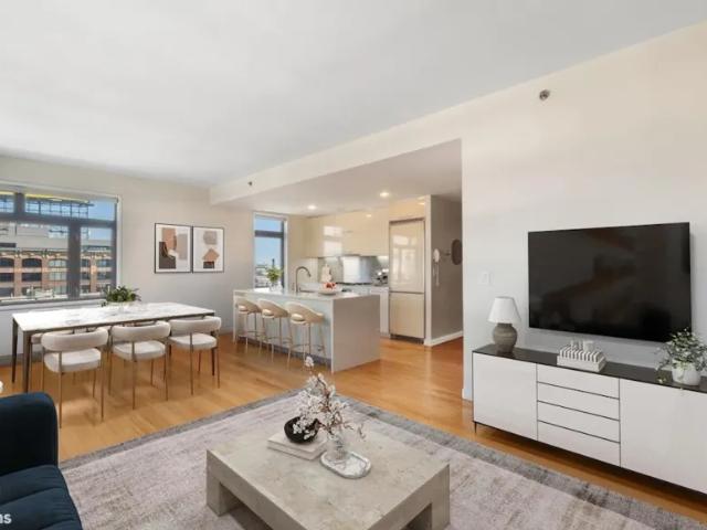 2 bedroom, Long Island City NY 102752777