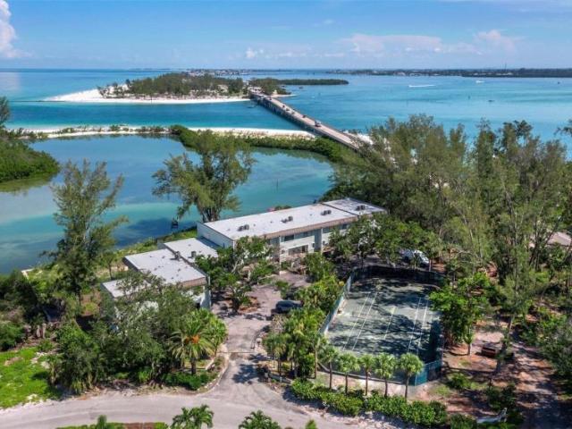 2 bedroom, Longboat Key FL 34228 102397356