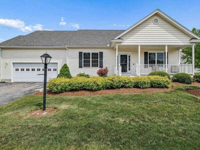 2 bedroom, Londonderry NH 03053 104078215