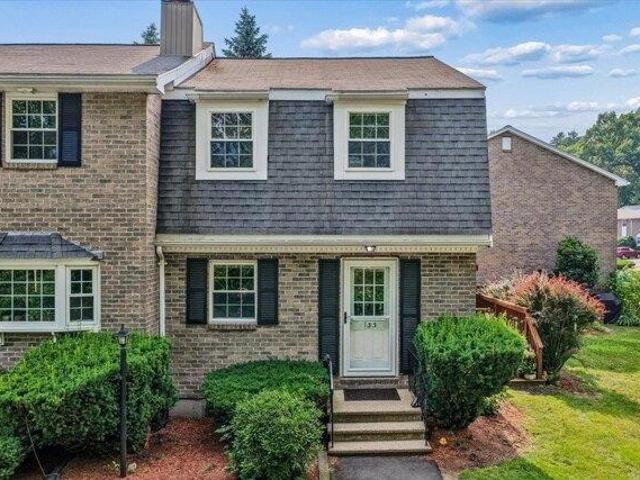 2 bedroom, Londonderry NH 03053 104511043