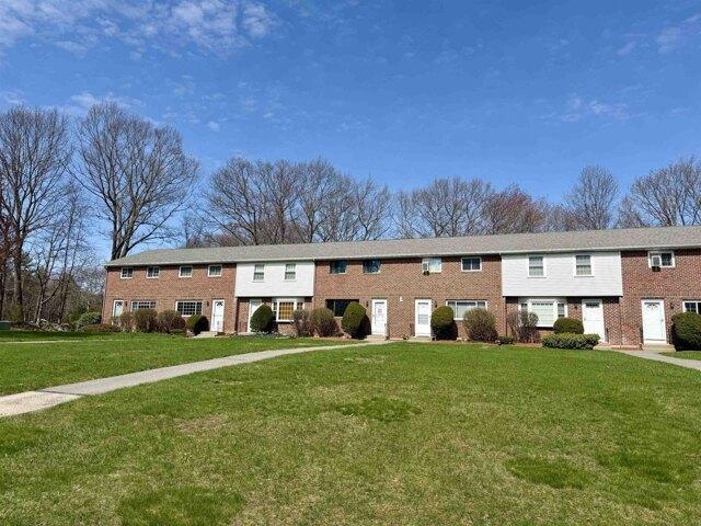 2 bedroom, Londonderry NH 03053 102026271