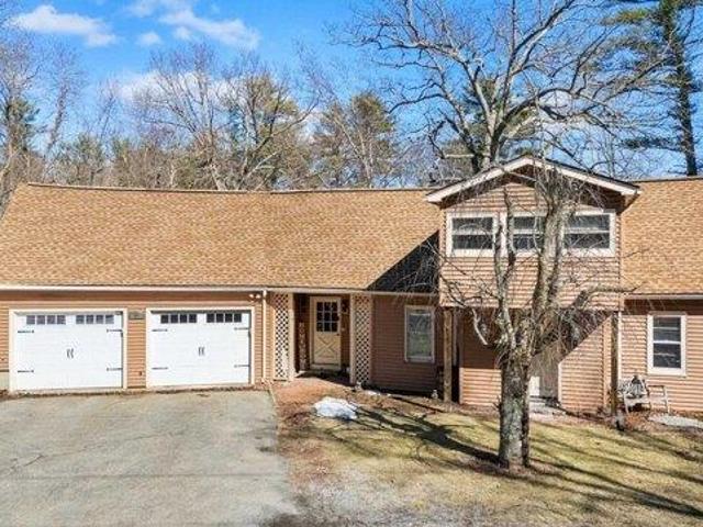 2 bedroom, Londonderry NH 03053 102727438
