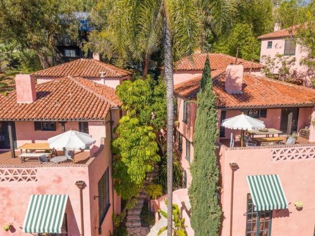 2 bedroom, Los Angeles CA 90028 57109878