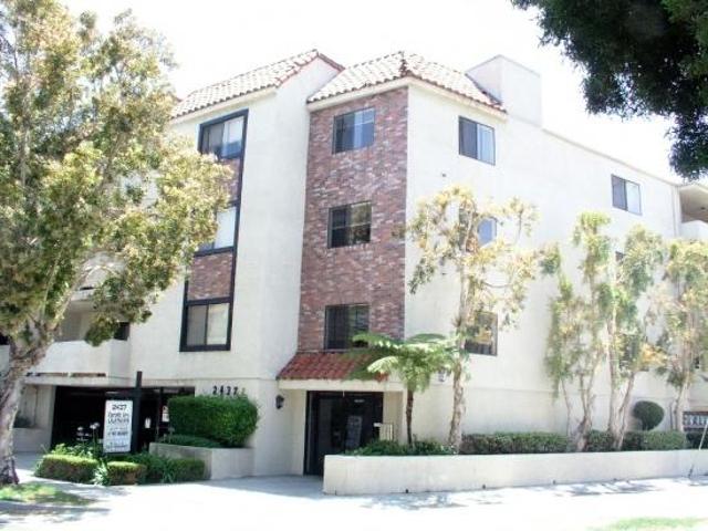 2 bedroom, Los Angeles CA 90064 65361154