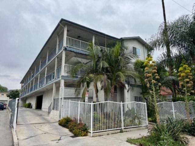 2 bedroom, Los Angeles CA 90065 LS103421395