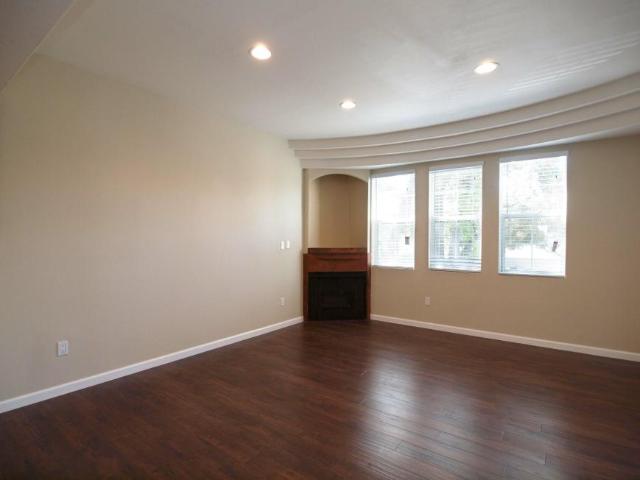 2 bedroom, Los Angeles CA 91423 LS57110753