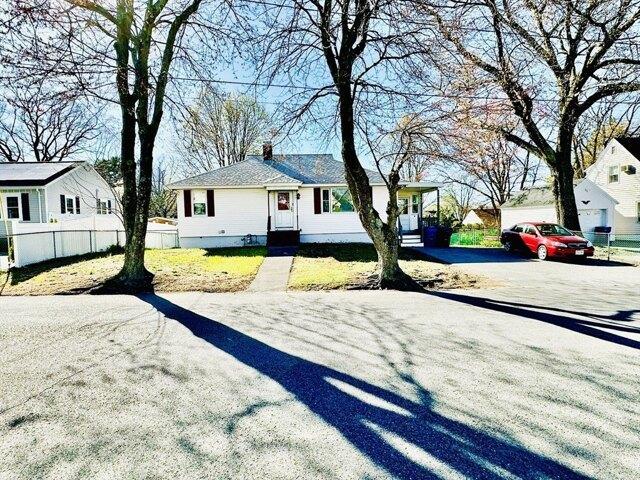 2 bedroom, Lawrence MA 01843 102217633